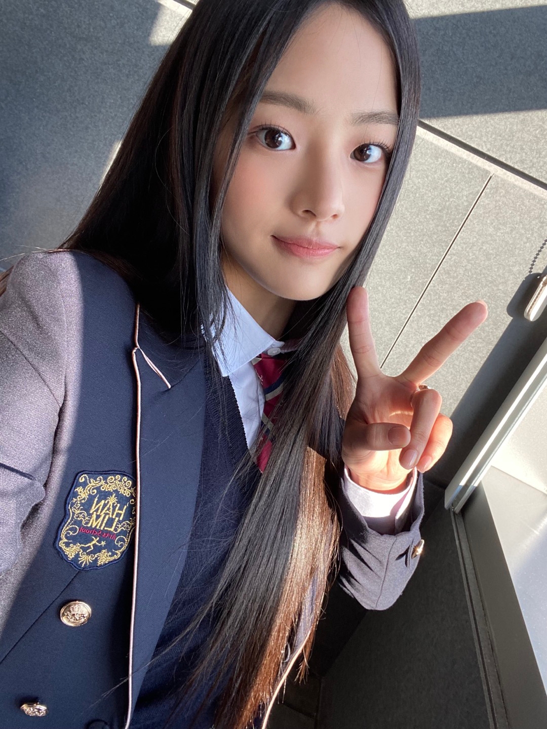 졸업한 뉴진스 민지 셀카