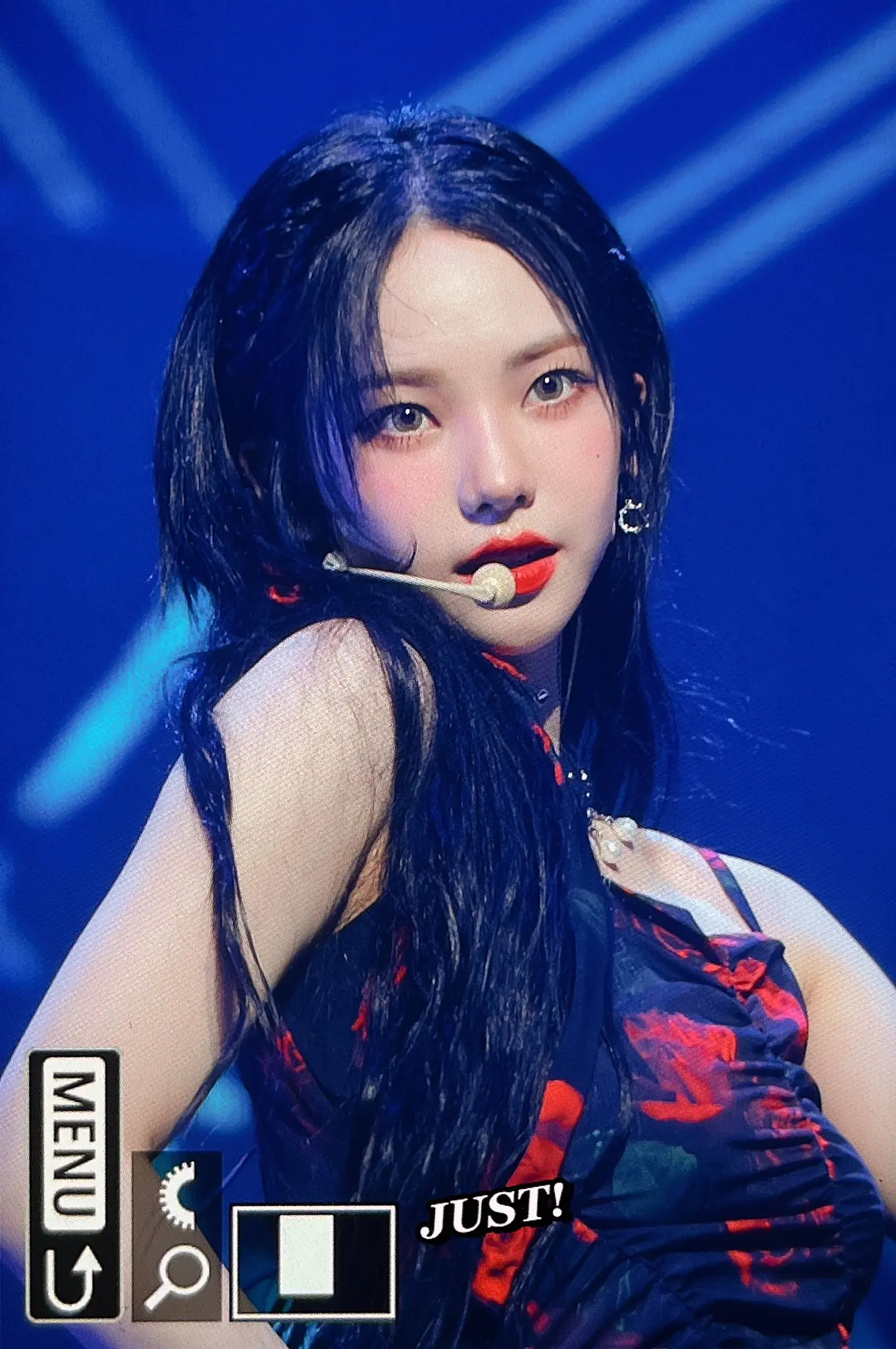 오늘자 카리나윈터.....