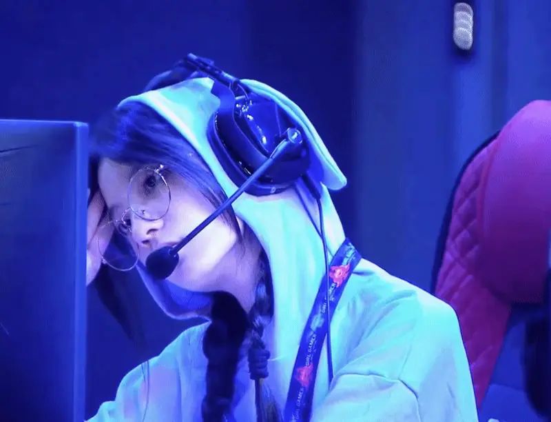 깐숙 빨간약.avi : 스트리머 - 와이고수