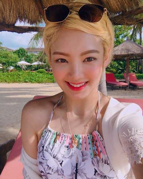 자지 빨아주는 소녀시대 써니 Vs 핥아주는 소녀시대 효연 뭐가 더 좋냐